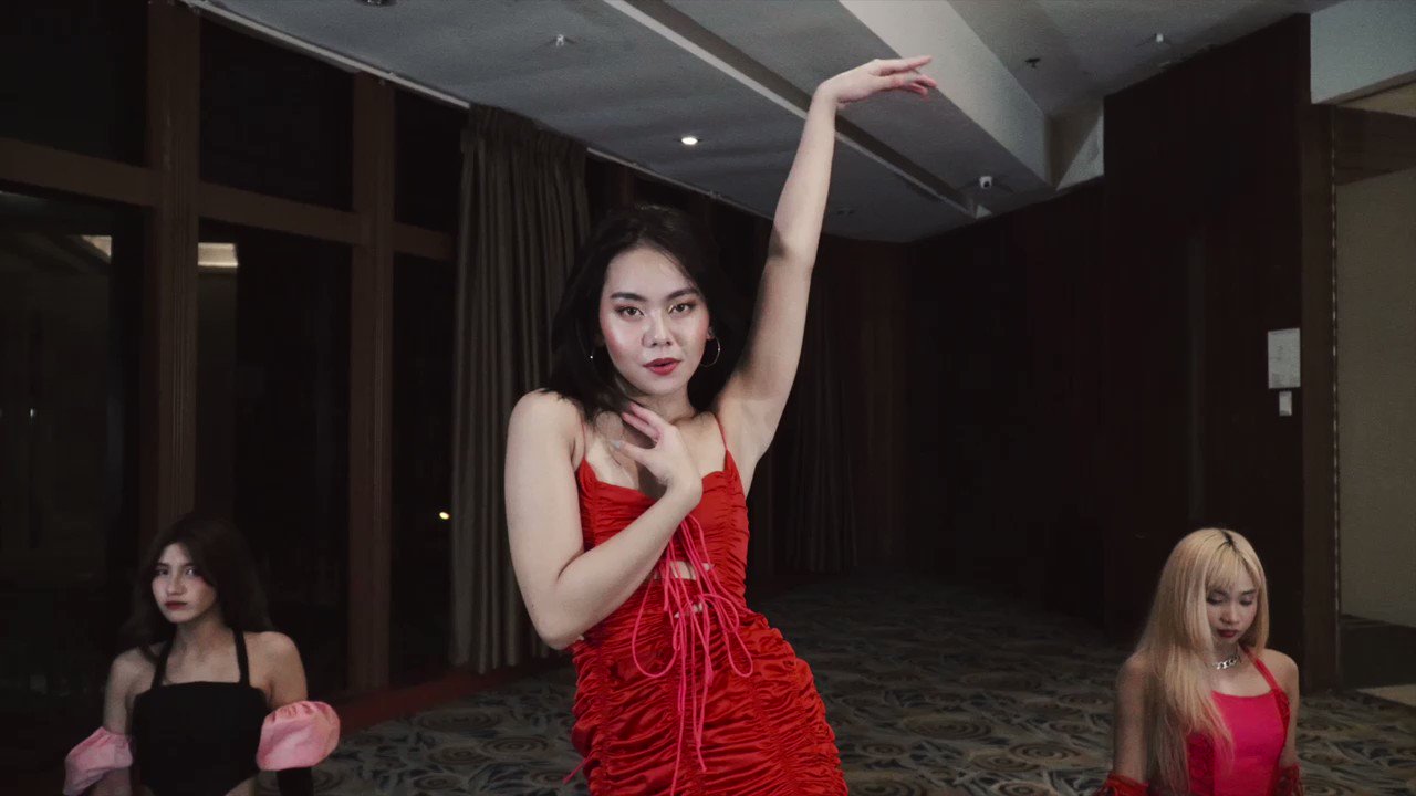 KAIA Official on Twitter: "[KAIA Performance] Sophia Teaser 🦊 THE STAGE on El's Planet 05.14.22 ...