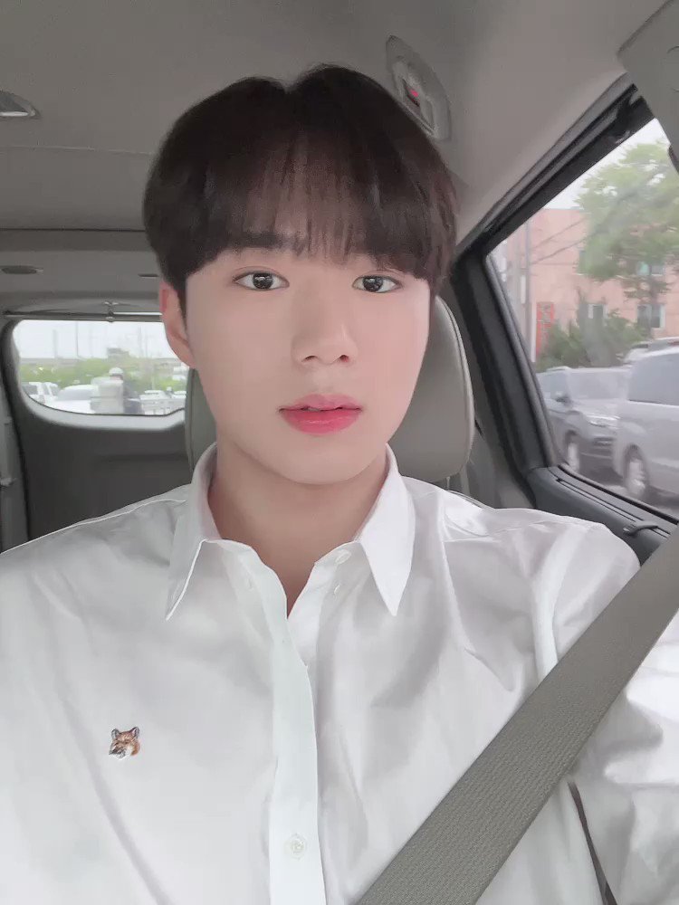 위아이(WEi) on Twitter: "[#준서] Today’s J💕 https://t.co/WapA75uISz" / Twitter