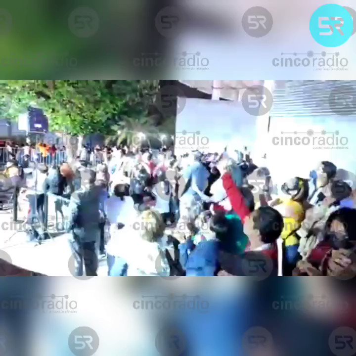 Cinco Radio Oficial On Twitter 馃巻馃ぉ Laredcincoradio Con Un