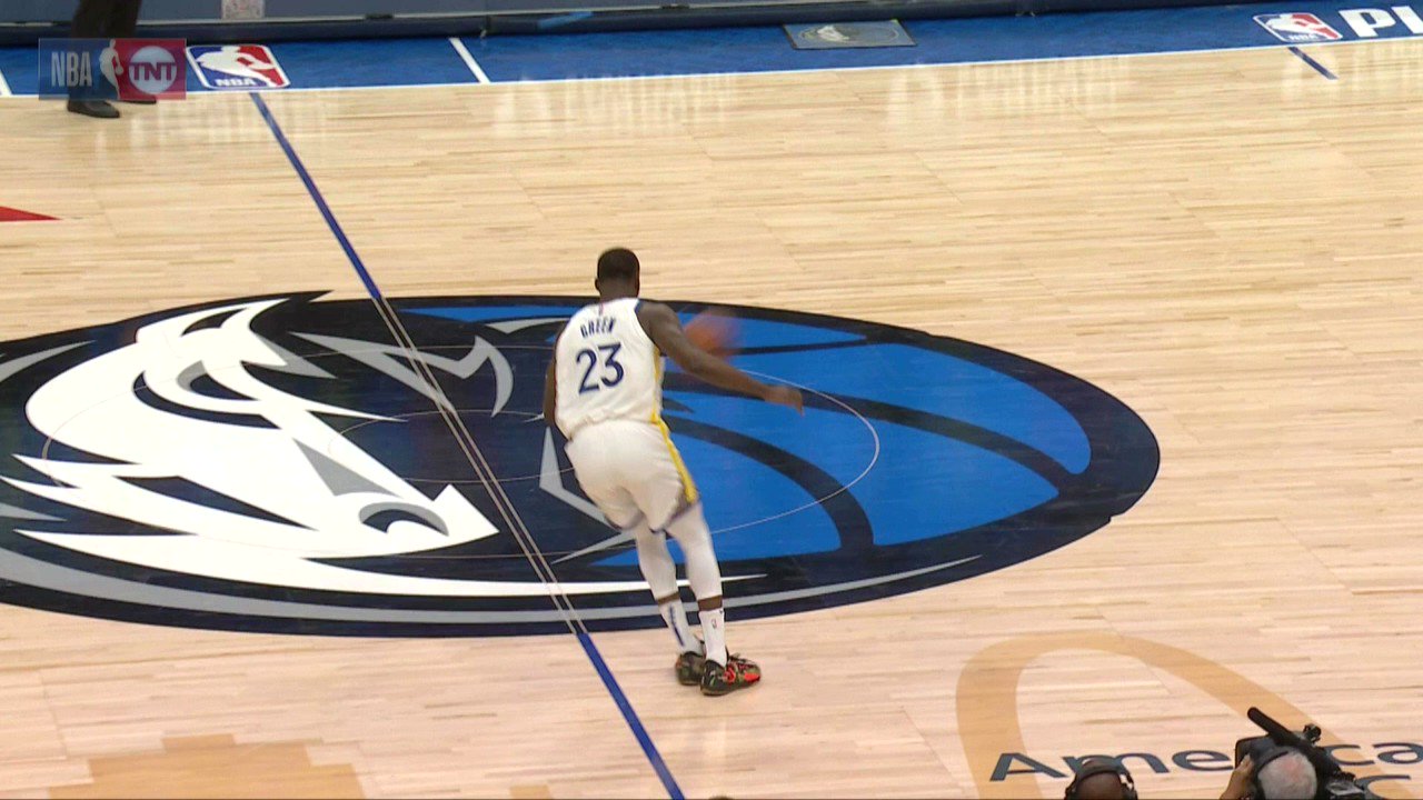 ClutchPoints on Twitter: "The referee called this an over and back on Draymond Green. Thoughts ...