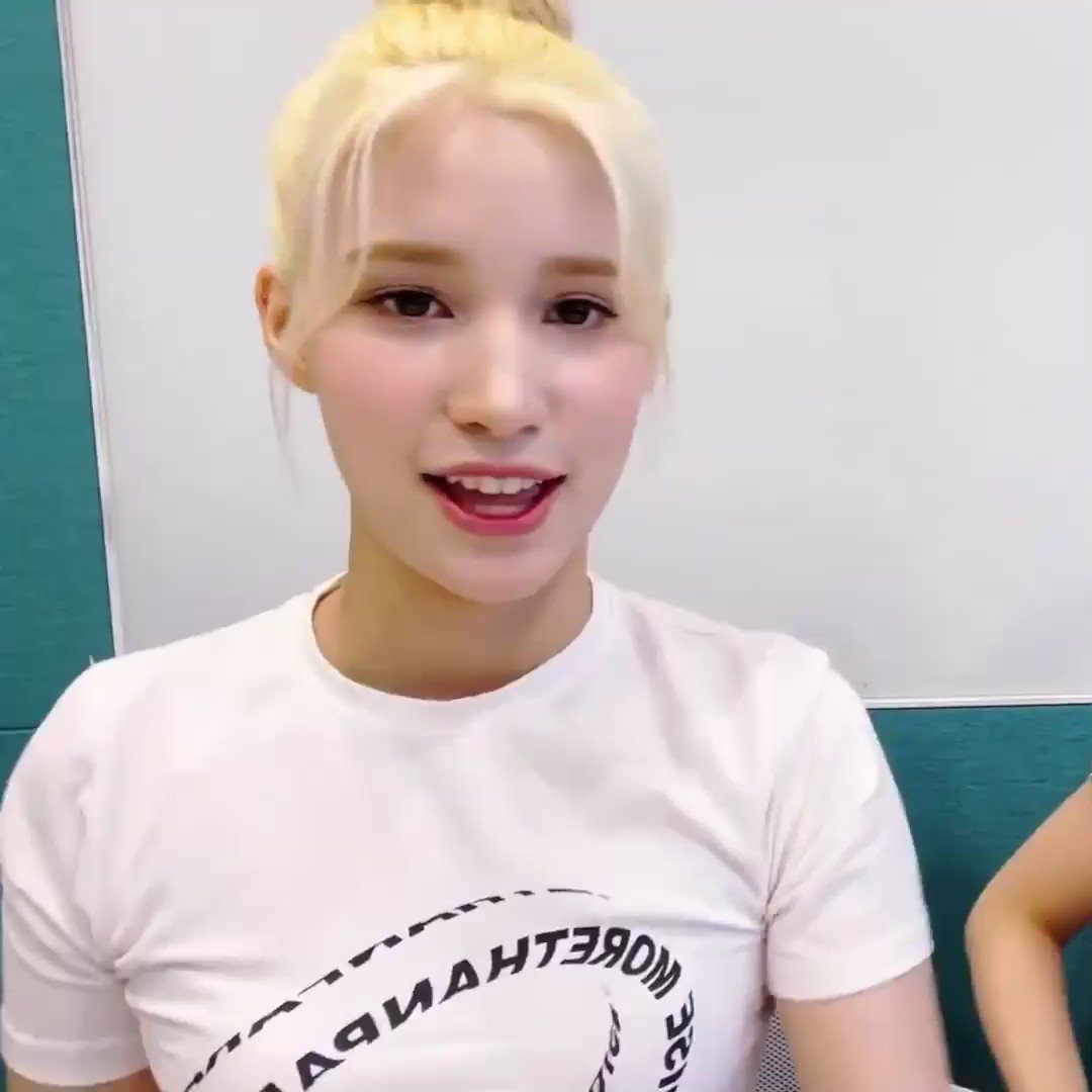 bahiyyih files on Twitter: "who said #huening_bahiyyih can’t sing??? https://t.co/T8giwPHwac ...