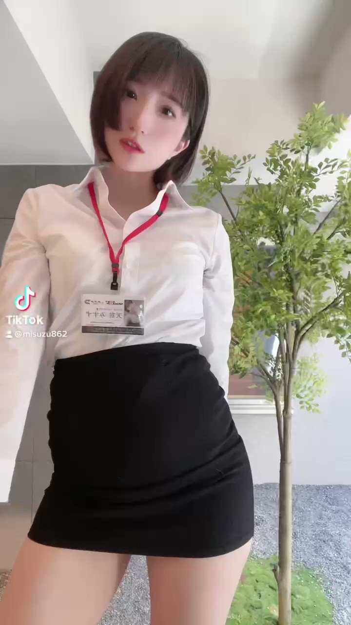 天宮みすず@SOD女子社員酒場 on Twitter: "おはTNP〜 今日も朝から頑張ろ〜🤜🏻⋆͛🤛🏻 これ撮った場所はSARAGRANDEのサウナ付きのお部屋です🎶🏩には思えない、セレブも ...