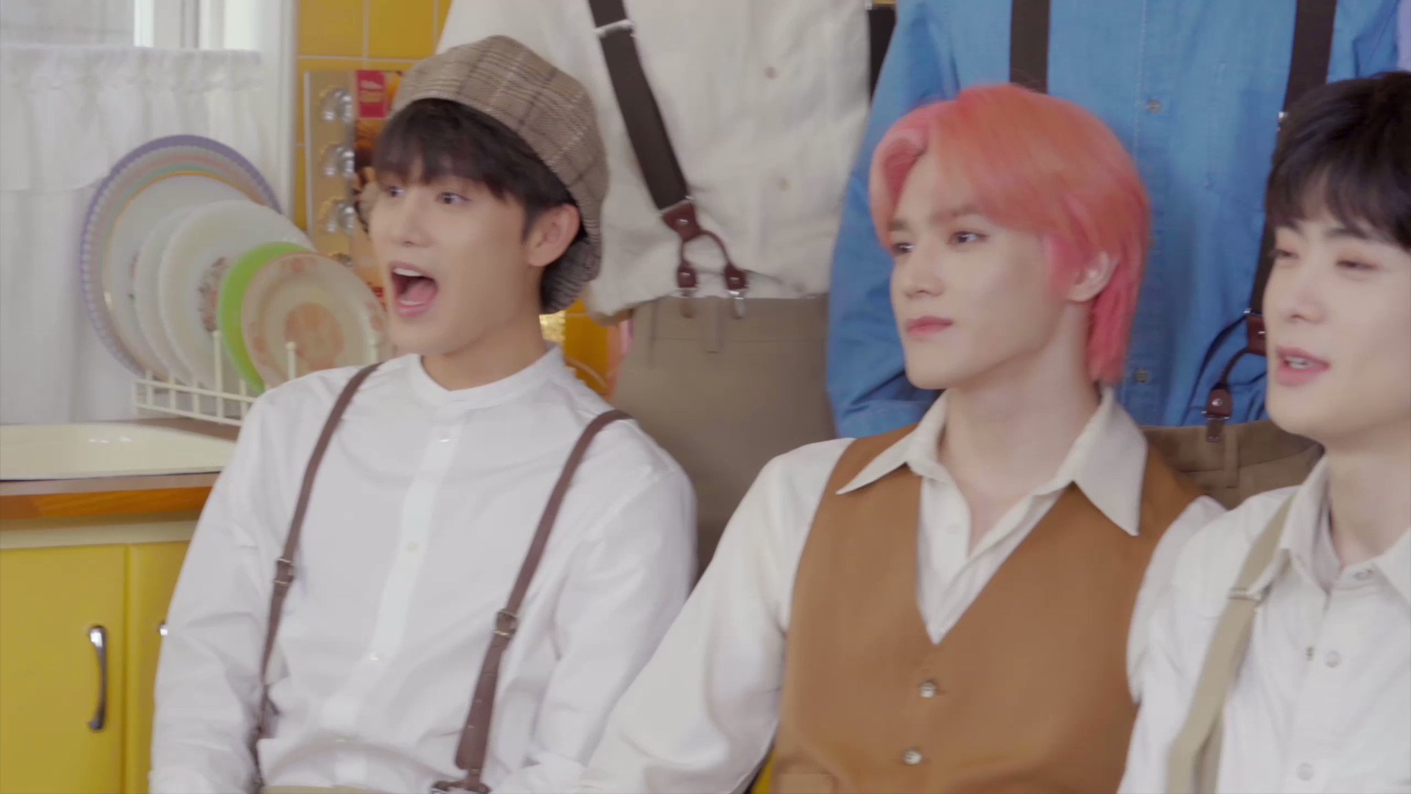 SMTOWN &STORE on Twitter: "NCT 127 Baker House MD Collection🥐 NCT 127의 우당탕탕 베이킹 도전!🥨 어설프지만 귀여운 ...