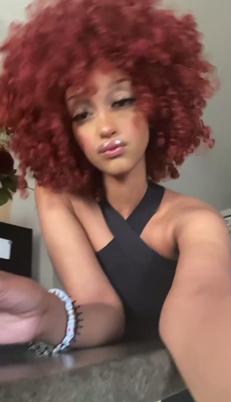 soso on Twitter: "Dolly https://t.co/WJoSlfAWme" / Twitter