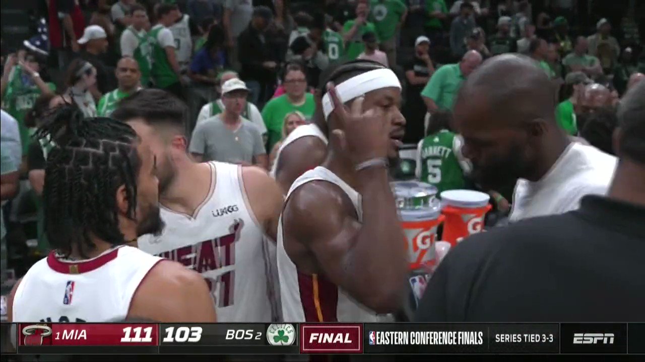 ClutchPoints on Twitter: ""Tell Draymond thank you. Tell Draymond thank you! That's exactly what ...