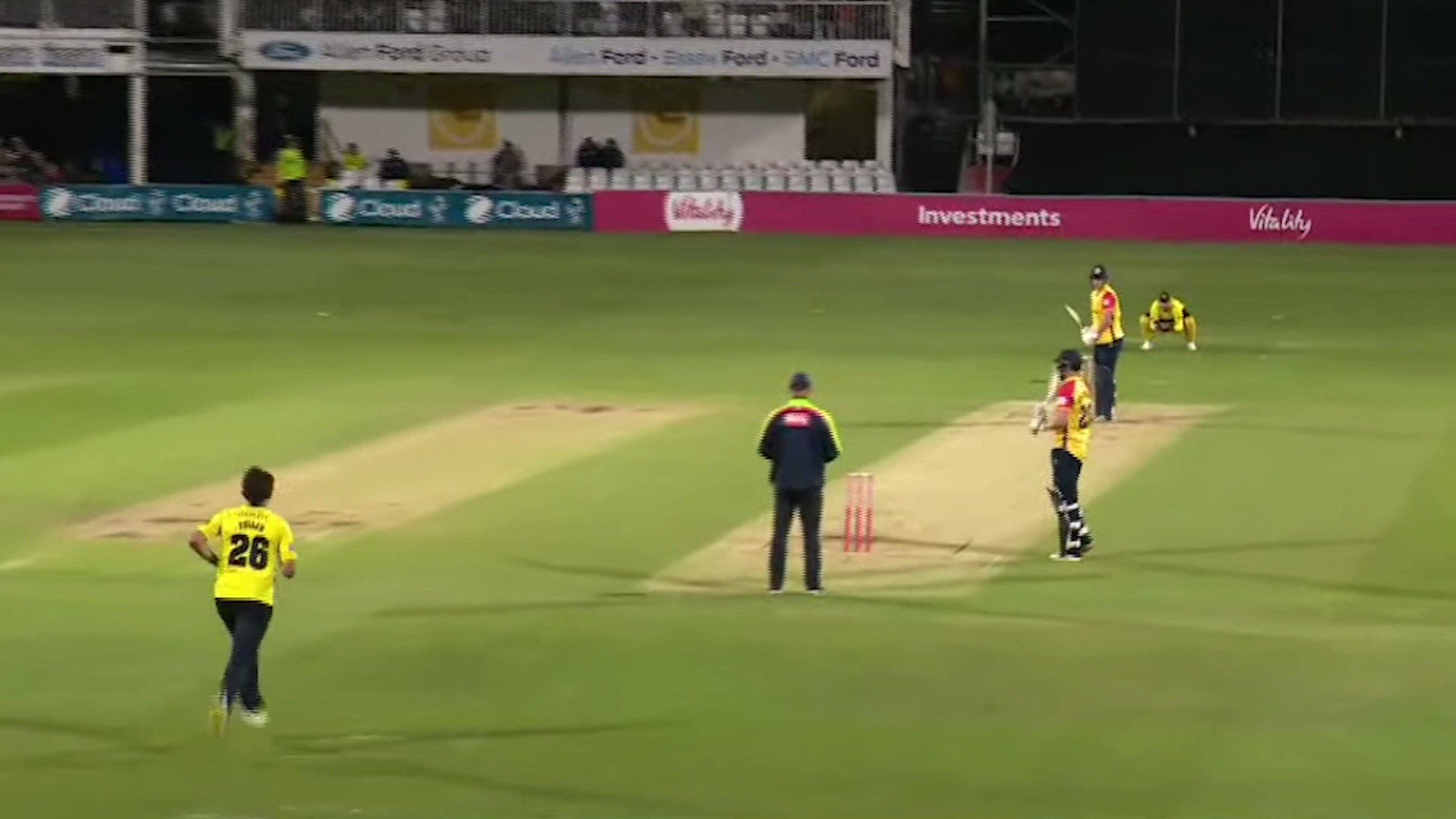 Essex Cricket On Twitter Who Even Are You Mpepperpepsi 🤯🤯 25jeplexm1 Twitter