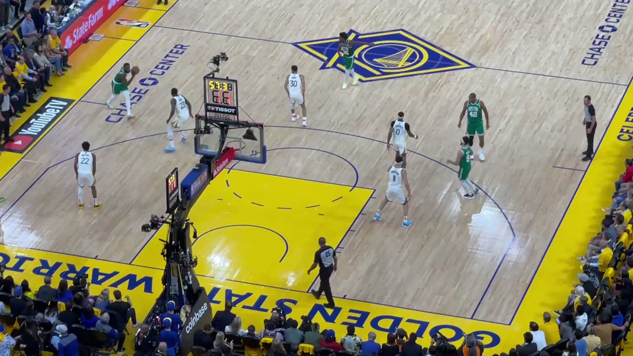 ClutchPoints on Twitter: "Jaylen Brown and Draymond Green get into it after the 3-point foul 😳 ...