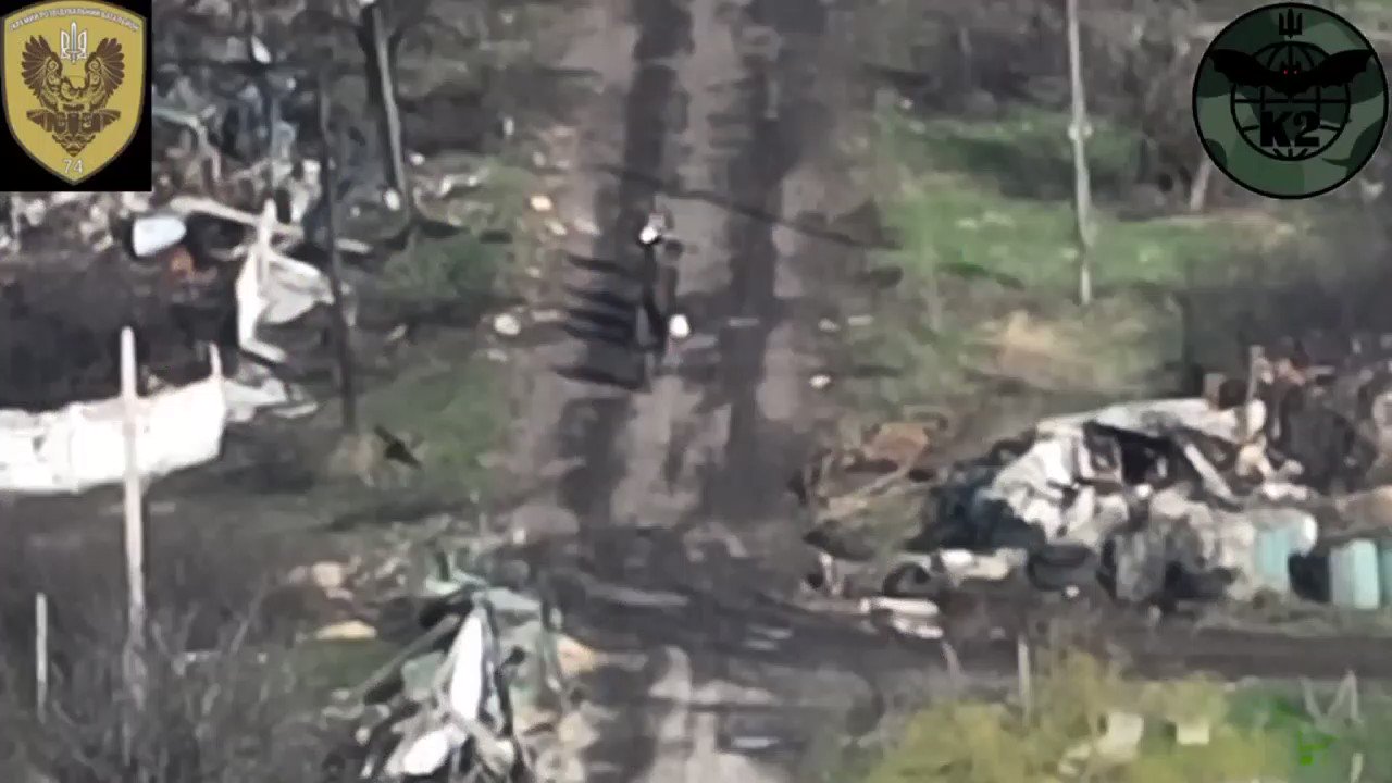 Rob Lee on Twitter: "Graphic video of Russia soldiers targeted by Ukraine's 54th Mechanized ...