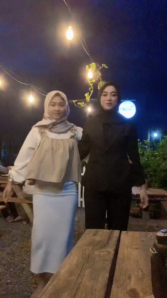 Pencari Rok Ketat wanita on Twitter: "Baju putih bikin merinding 🤤🤤🤤🤤 https://t.co/I1HlYXFBuf ...