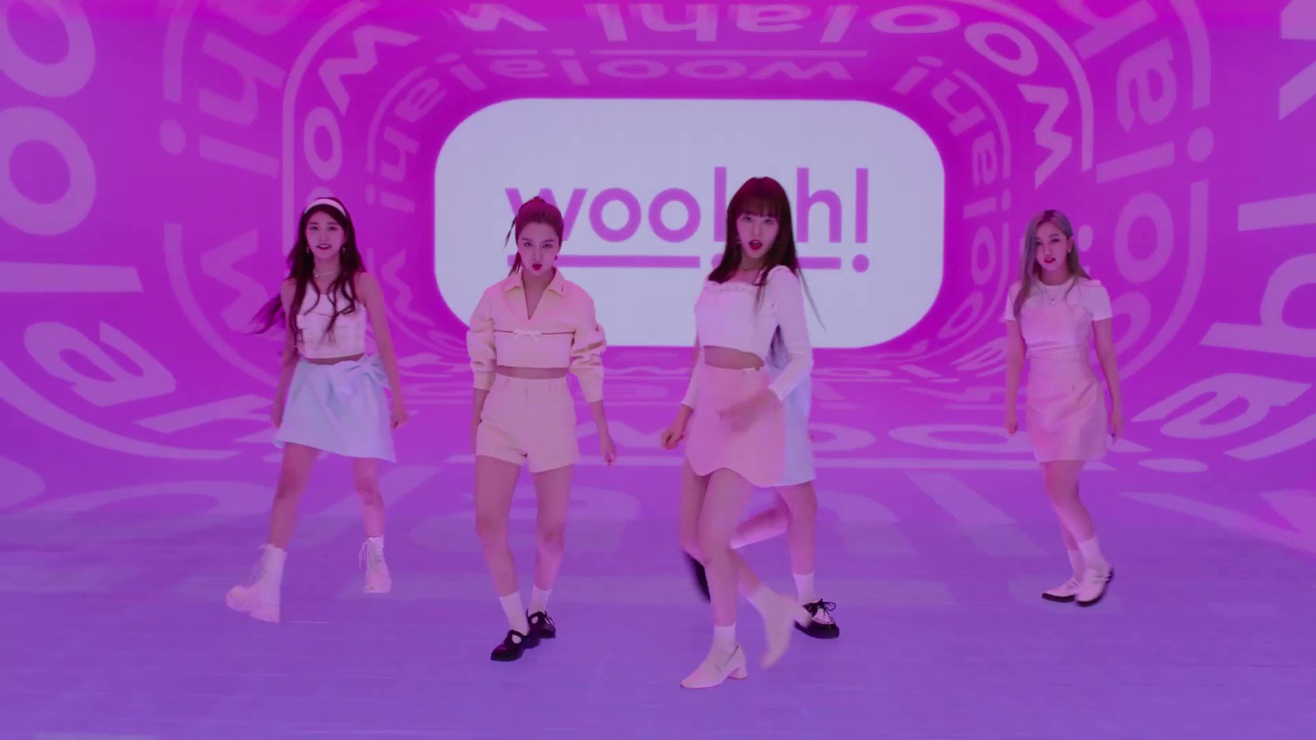 🤗K - 곤🍀 on Twitter: "woo!ah! (우아!) – '단거(Danger)' Performance Video by GIANTSTEP https://t.co ...