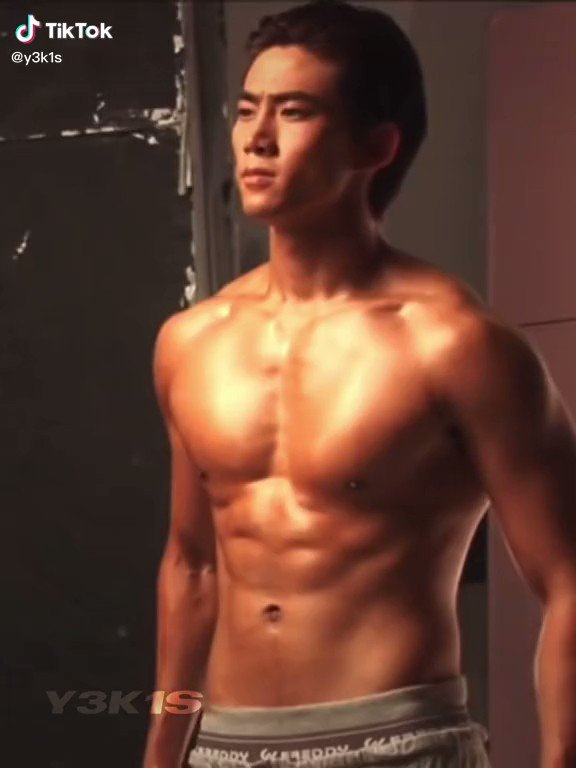 Taecyeon Abs