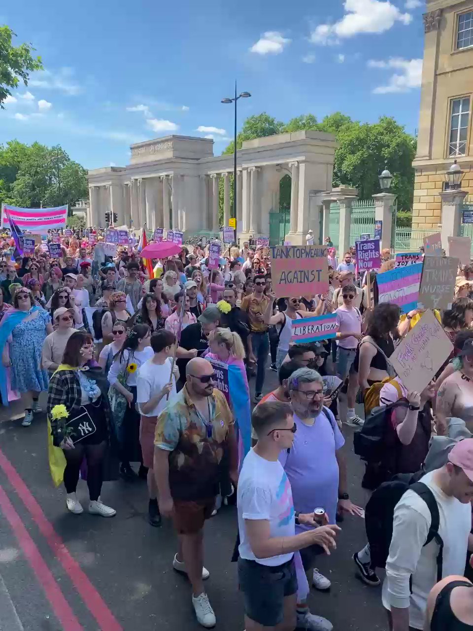 Trans Actual On Twitter Rt The Dbh Incredible Scenes In London