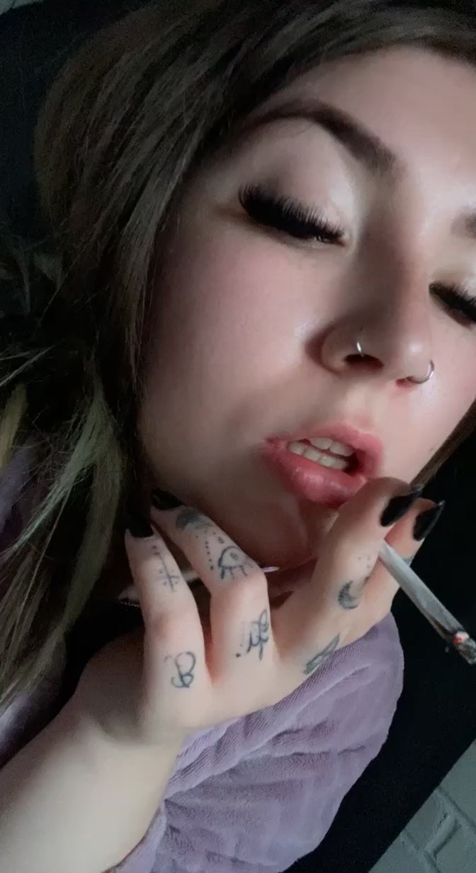 Raven🤍 On Twitter 👀 L3jjdqk0pi Twitter