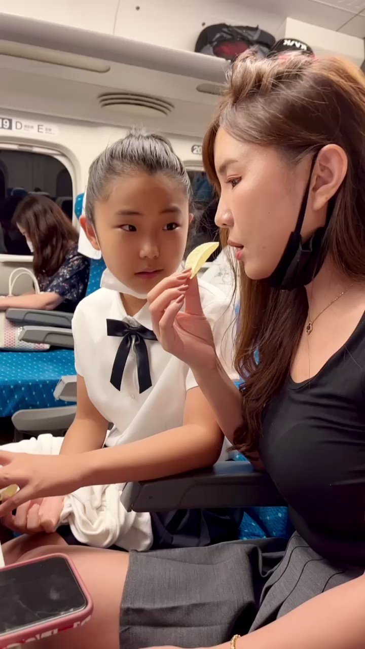 东京温哥 on Twitter: "京都走起～🚄 #京都 #新幹線 https://t.co/UjBlU01Owq" / Twitter