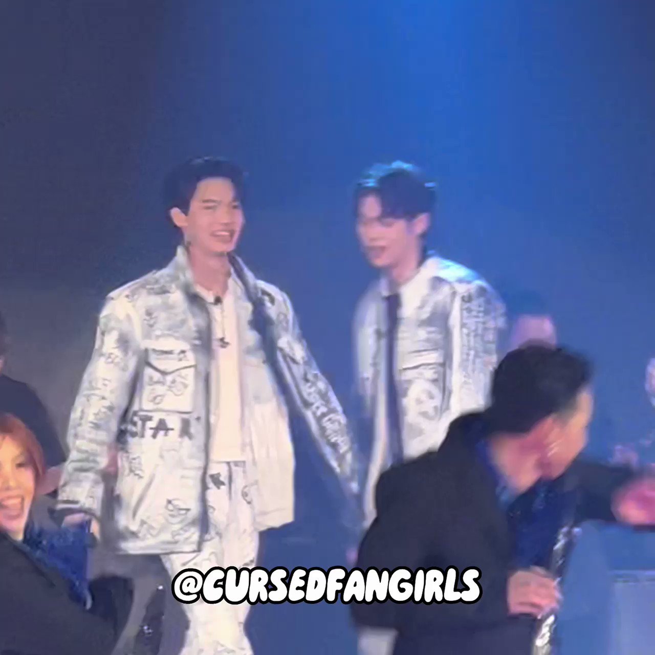 CursedFangirls★彡 on Twitter: "Connect กันป่ะล่ะ สลับ! คำเดียวรู้เรื่องเลย🤣 /เห็นนะโว้ยยย~🤣🤣🤣🤣🤣 ...