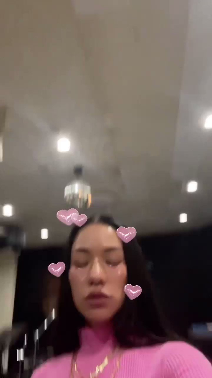 Awich on Twitter: "Luckyfesありがとうございました🍀 ️🙏 次は今週金曜日Fuji Rock @fujirock_jp 🔥🔥🔥🔥 Band setでパワーアップして ...