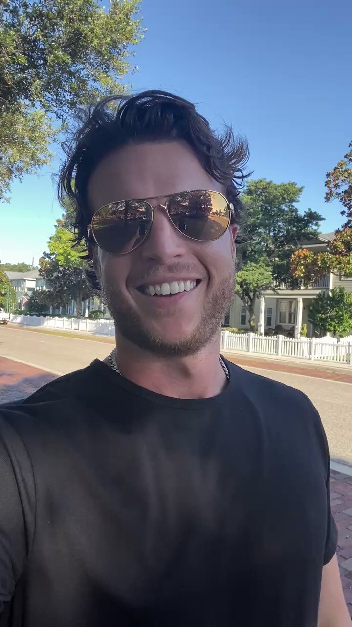 Borochat (@Borochat) / Twitter