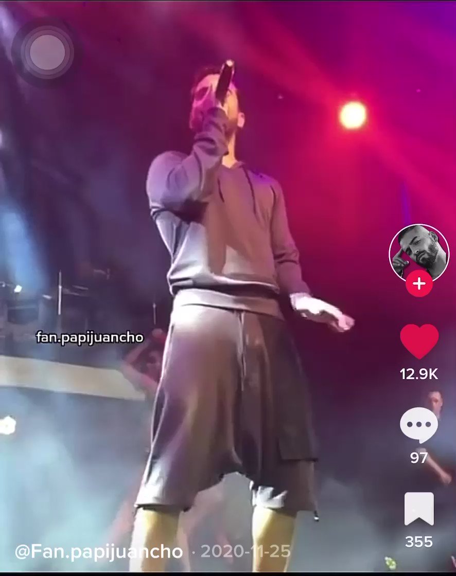 Chacales En La Calle on Twitter: "Bulto de Maluma 🍆 https://t.co/SYu3FcHvgG" / Twitter