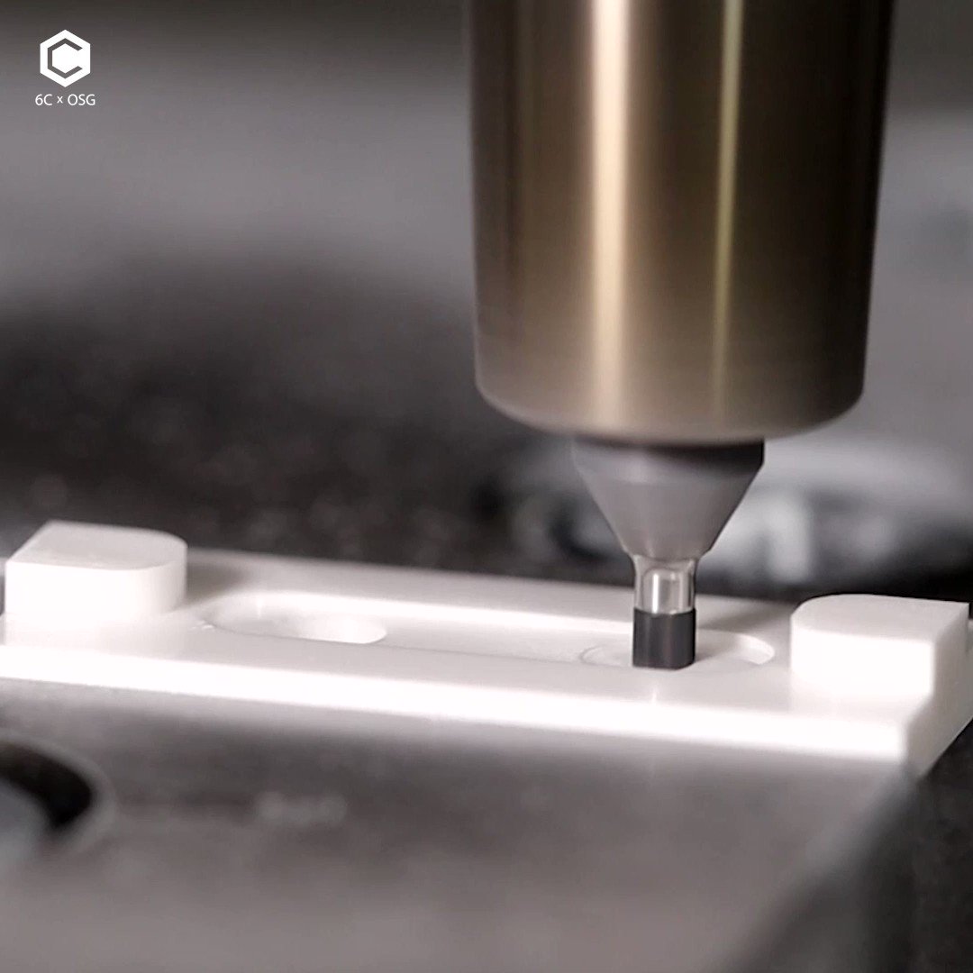 6C x OSG on Twitter: "PCDラジアスエンドミルPCD-MRMを使用したジルコニアのヘリカル穴加工🌟スムースかつ安定加工を実現 ️ 呼び：2×R0.1×3（15刃） Vc ...