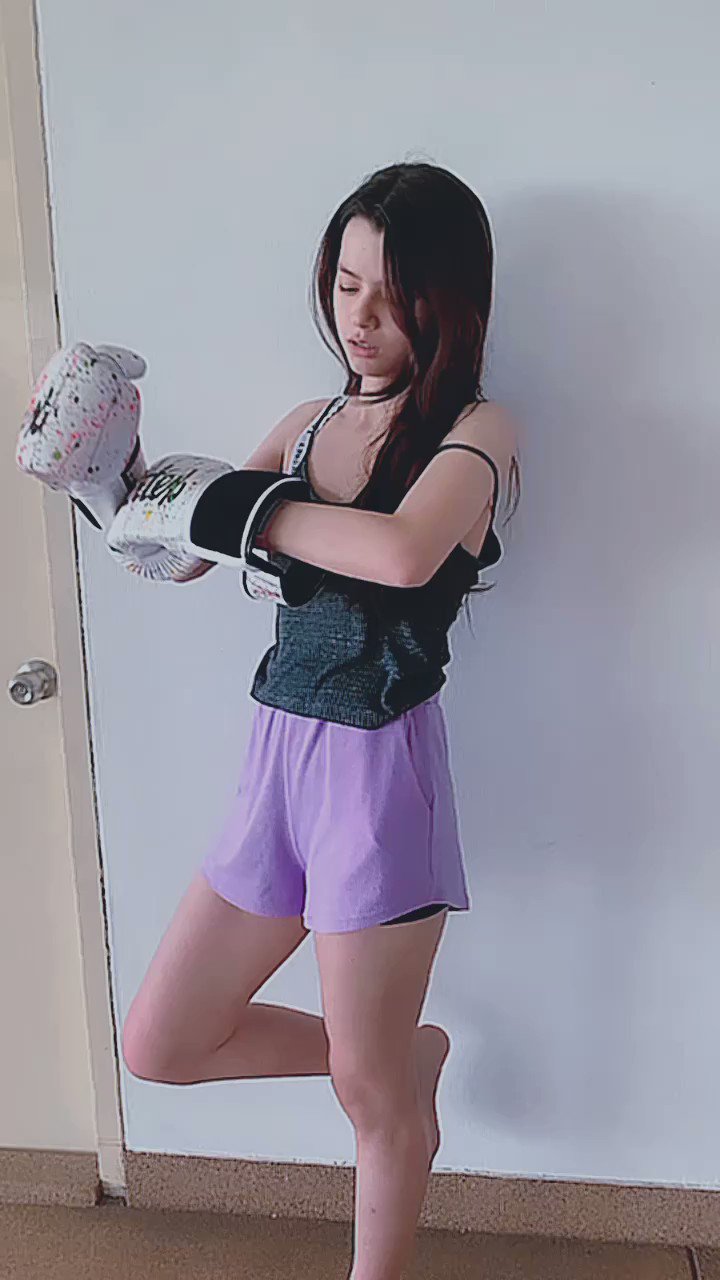 N' Becky (Luv u mami) on Twitter: "Lets start🥊💖 https://t.co/6VJF2L9NT3" / Twitter