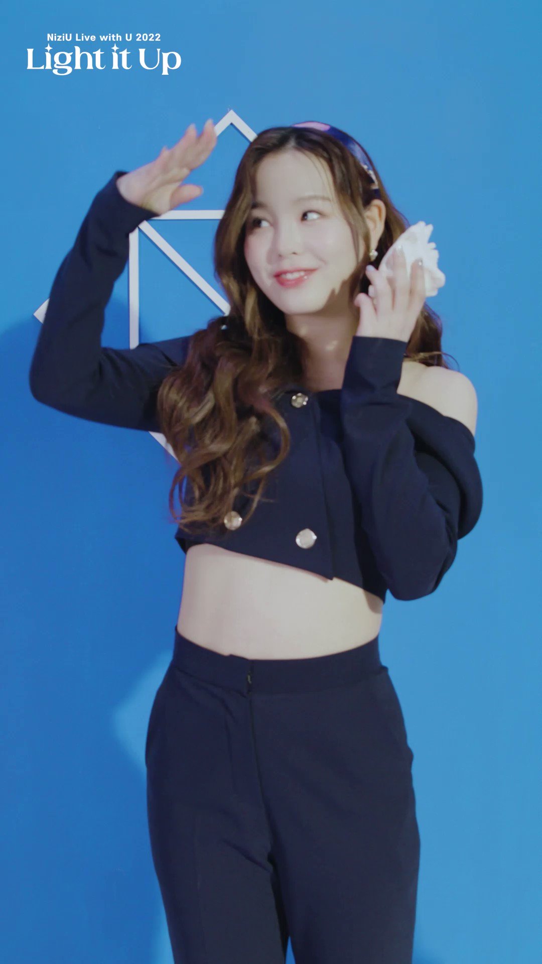 NiziU on Twitter: " NiziU Live with U 2022 “Light it Up” Teaser #1 #MAKO #RIO #MAYA #NiziU #ニジュー ...