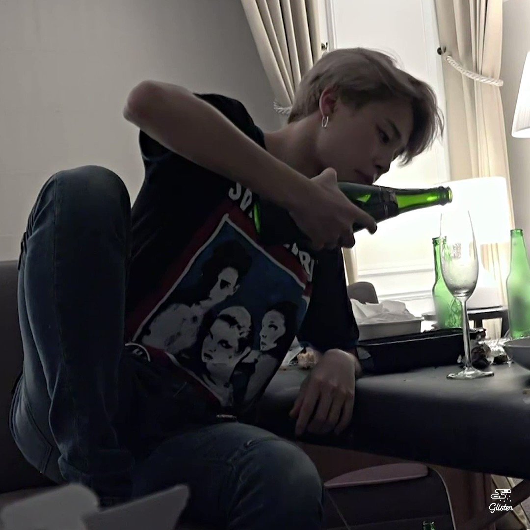 GLISTEN on Twitter: "#지민 #JIMIN @BTS_twt https://t.co/POgfNP0beA" / Twitter