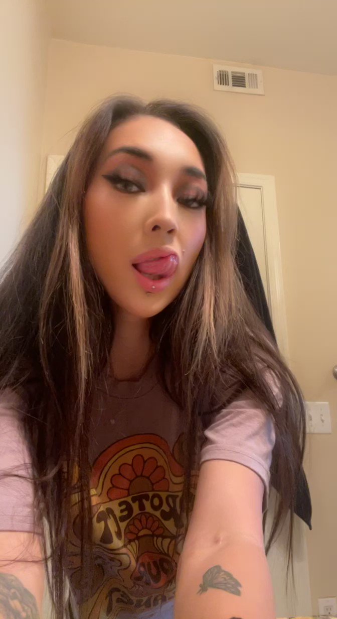 Mïa Bunny ʕ⁎̯͡⁎ʔ༄ On Twitter Getting Ready Before Work Vibes With The