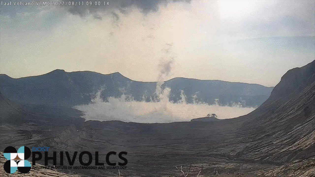 PHIVOLCS-DOST on Twitter: "Ang degassing ng Taal Main Crater kahapon mula 9:00 ng umaga hanggang ...