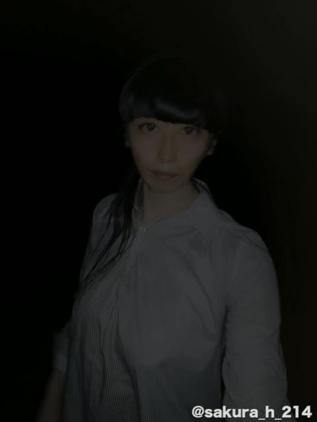 さくら on Twitter: "今回はお尻を濡らしたままでお散歩してる時の動画🎞 この日はわざと染みの目立つデニムをはいて小さい方の我慢を満喫して、最後は座ったまま🌧人通りの多い場所だった ...