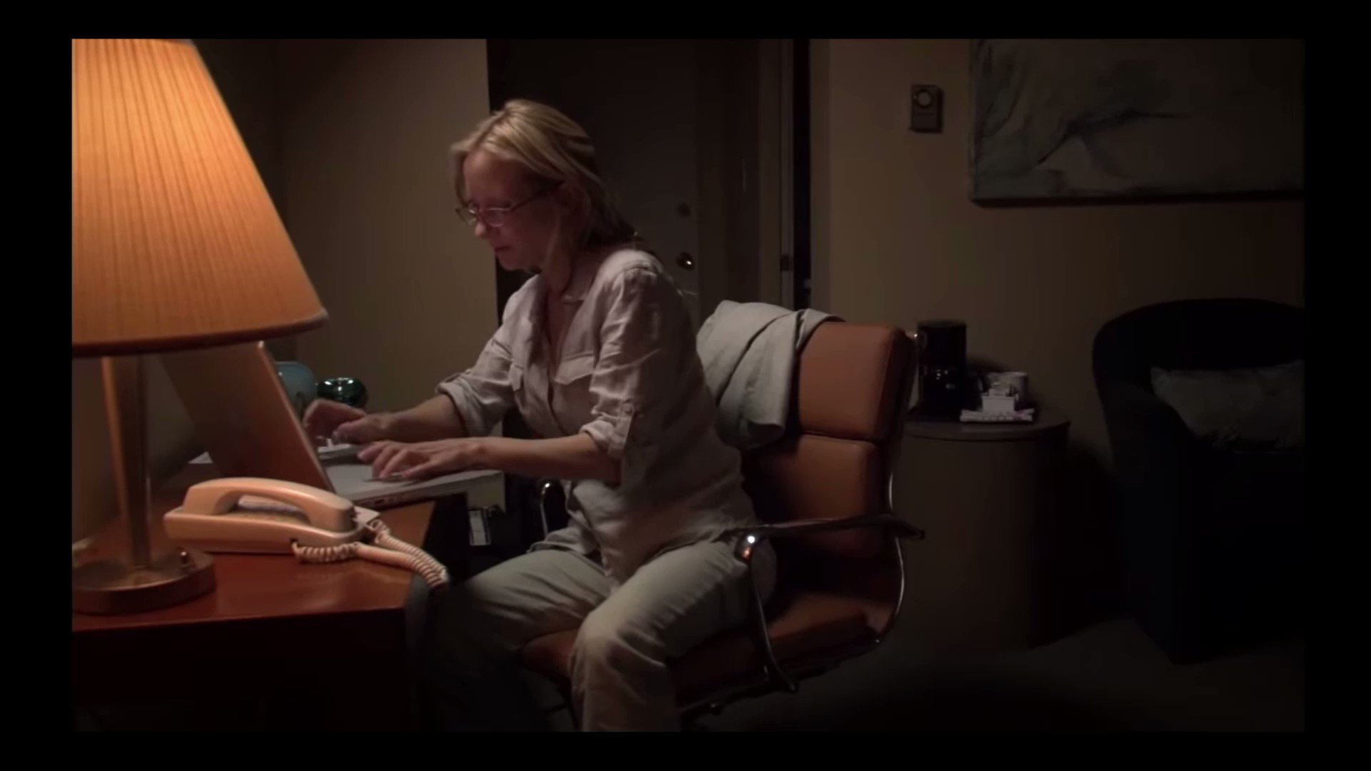 Erin Elizabeth Health Nut News On Twitter Anne Heche In Toxic Skies Which I Posted The Trailer