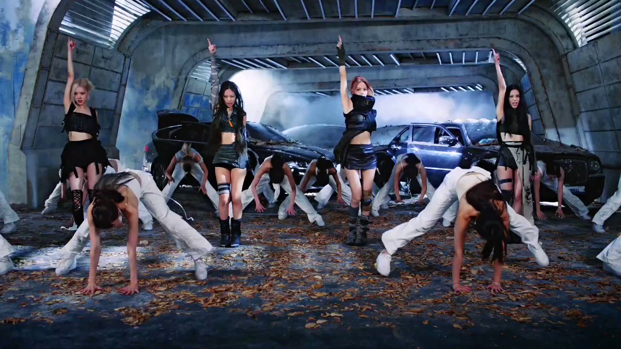 NEWSBLINK™ on Twitter: ".@BLACKPINK - 'Pink Venom' M/V has now surpassed 2,000,000 likes in just ...