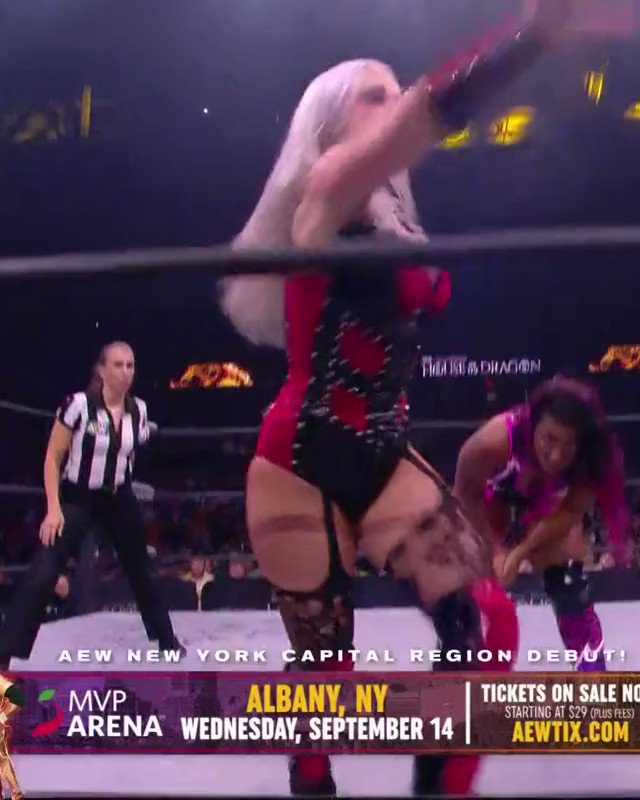 jerk to divas on Twitter: "Penelope's ass looked fucking incredible last night https://t.co ...