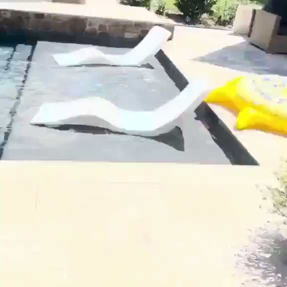 🕐HOURLY🕑 shitpost on Twitter: "https://t.co/O80xxV54Jh" / Twitter