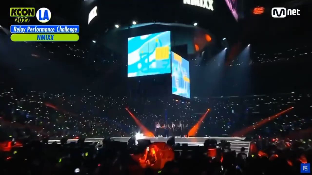 lucie on Twitter: "220821 NMIXX performing "Very Nice" by Seventeen Part 1 #NMIXX #엔믹스 https://t ...