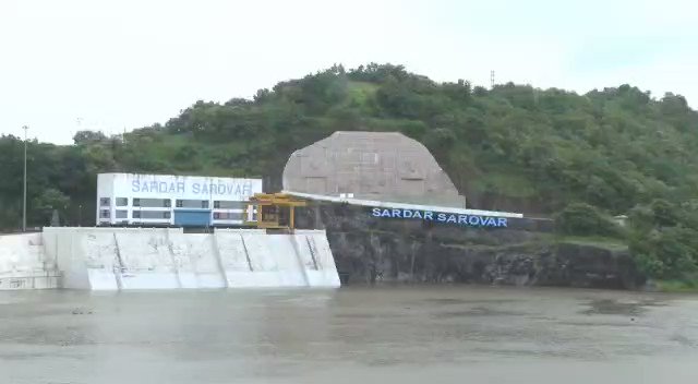 DeshGujarat on Twitter: "In video:"