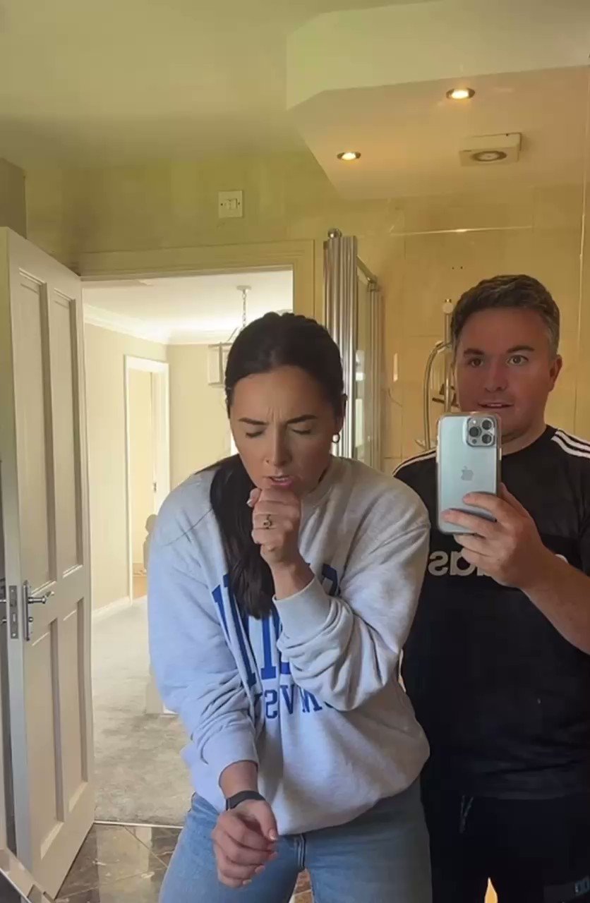 Kayleigh Trappe on Twitter: "My brother thinks I’m nuts 😂🎸 #schoolofrock #jackblack @jackblack ...