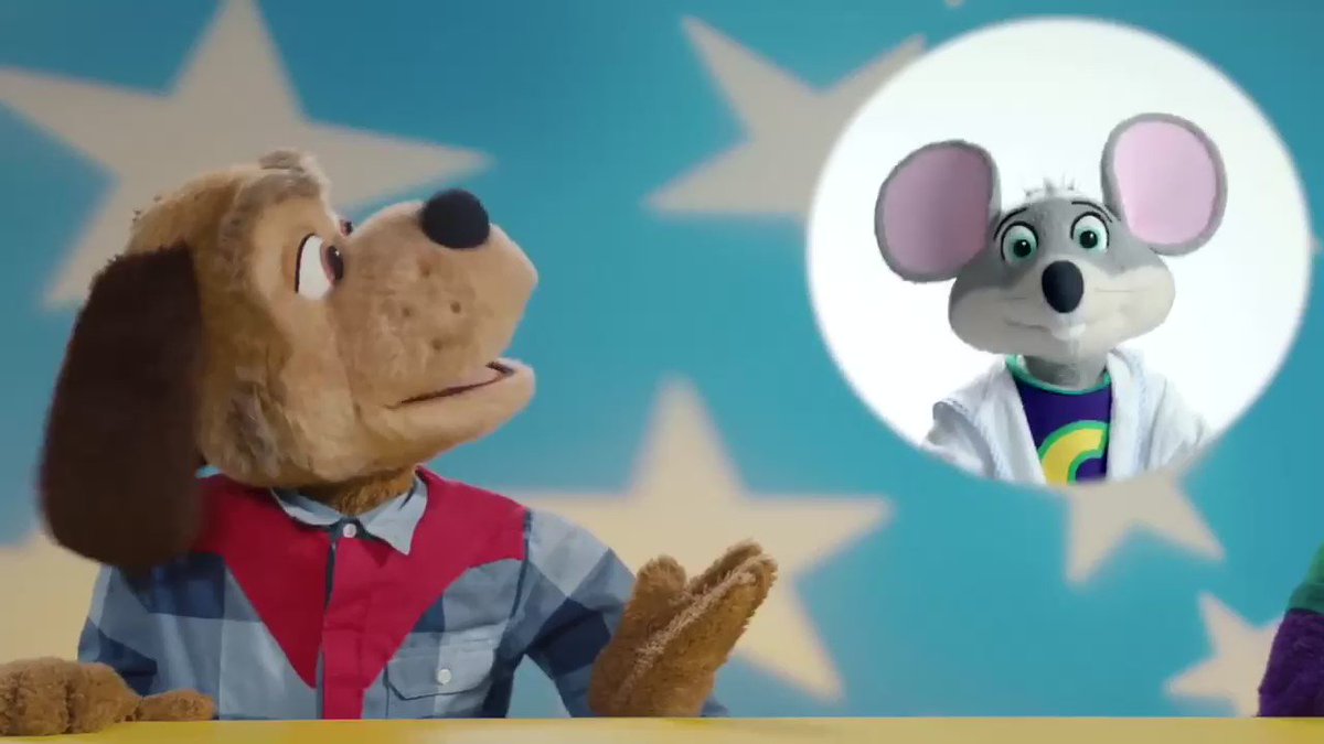 Crazy Ass Moments In Chuck E Cheese History On Twitter Chuck E Cheese Wears His Iconic Ptt
