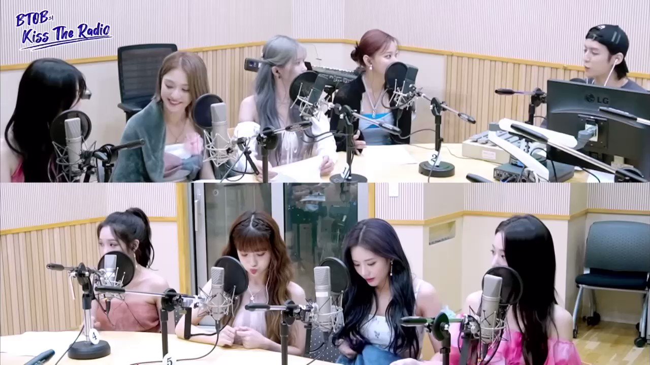 익산 🍀 on Twitter: "jiwon instagram story with (g)-idle miyeon & btob fromis_9 x btob https://t.co ...