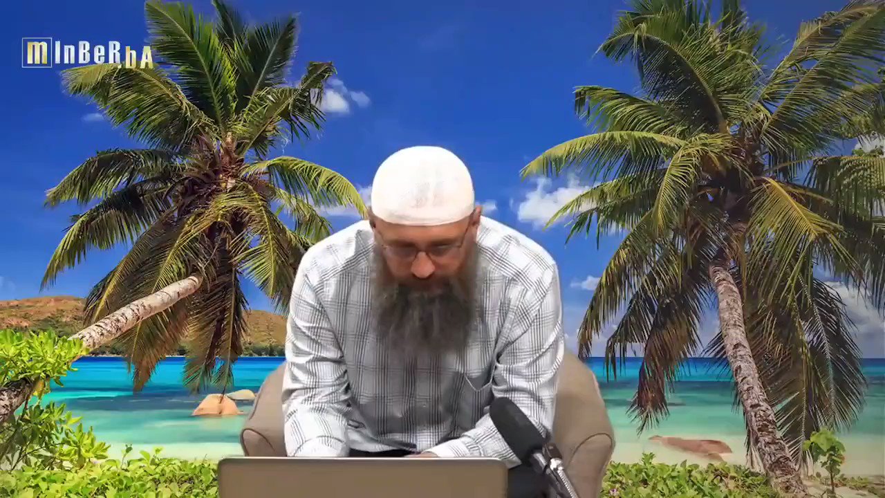 Bodljikava 🇷🇸 on Twitter: "Gde može da se nađe ovaj njegov Priručnik bračne intime? 😄 https://t ...