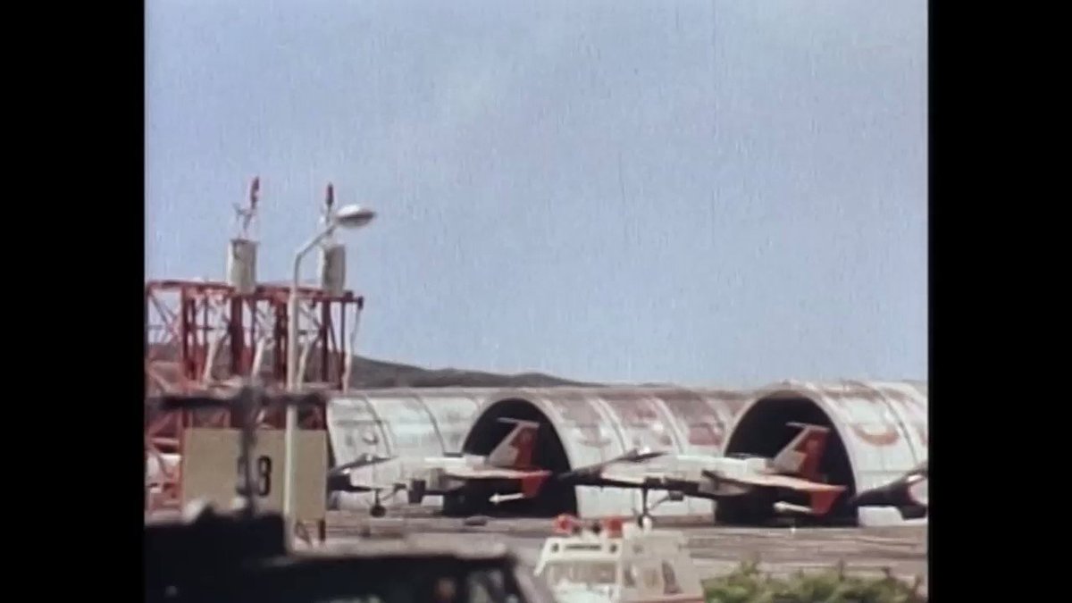 Yoshiyuki on Twitter: "RT @BirthHopeMetor: ウルトラマン80、UGMの管制と誘導シーンだけ詰め合わせてもこれだけバリエーションがあるんだよなぁ…"