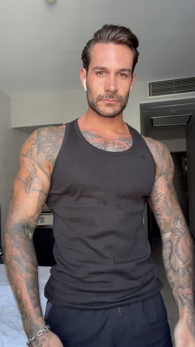 TW Pornstars - Call Me Papi. The most liked pictures and videos from ... TW Pornstars - Call Me Papi. The most liked pictures and videos from ...