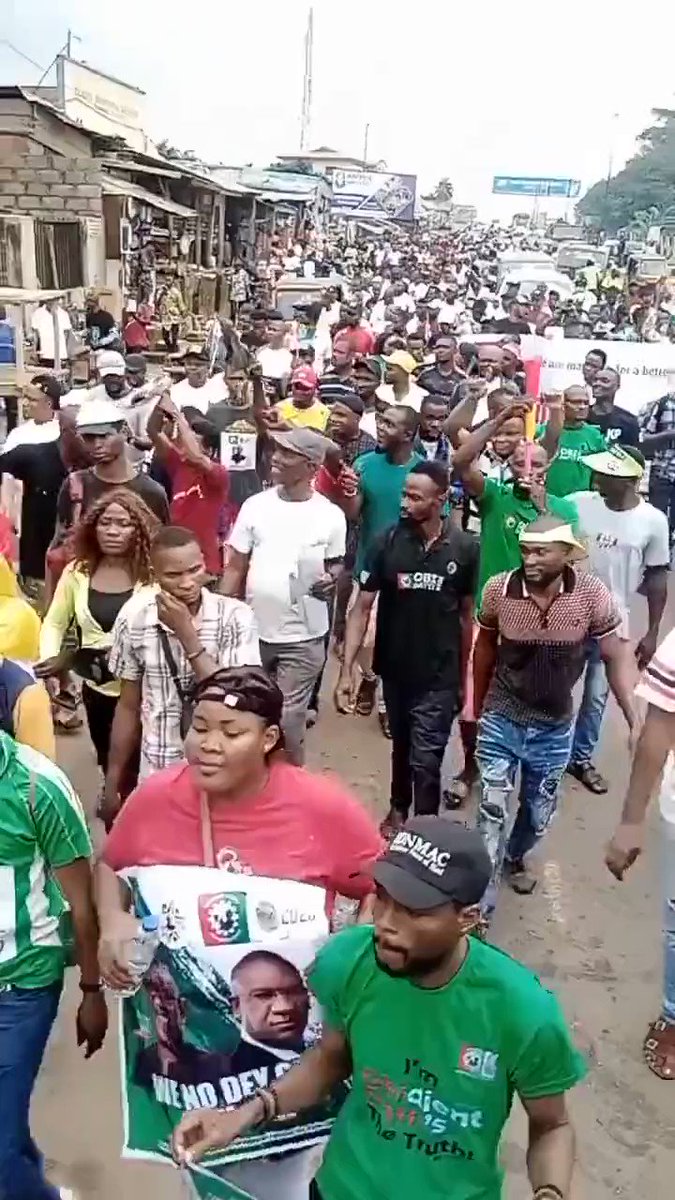 Zaddy 007 on Twitter: "RT @Fullness_101: Guys this is OYO STATE!!!! Oyo is on fire 🔥 guys. No ...