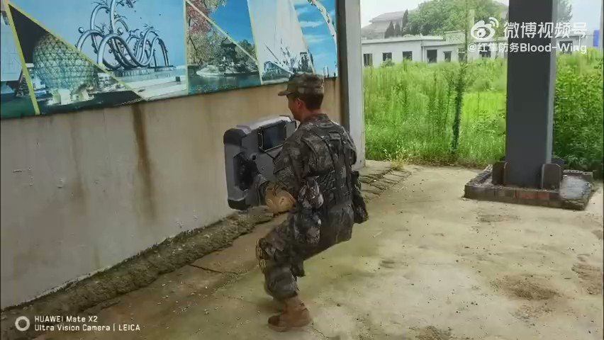 お砂糖wsnbn on Twitter: "壁透過3次元レーダー、自走式偵察ボール、武装ロボット犬、パワードアーマーの活用による相乗効果を検証した演習。 あくまでこれは試験的な検証で本来は ...