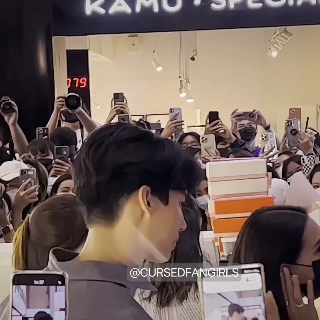 CursedFangirls★彡 on Twitter: "ในส่วนของฝั่งนี้ รับบทพิเบนท์~ ทำไมล่ะเบนท์ลีย์ไม่ใช่ลูกป๊าเหรอ~🤣 ...