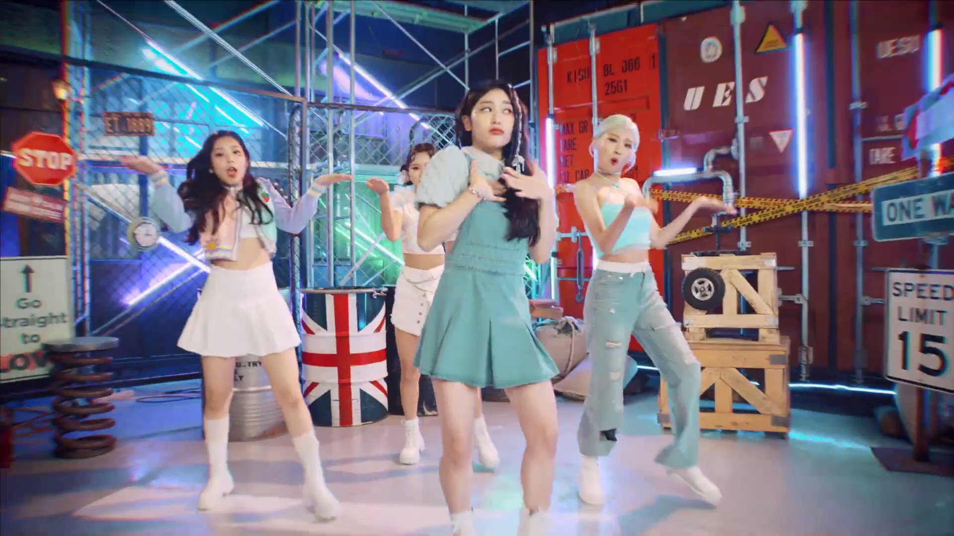 nugu promoter on Twitter: "We;Na have made their debut with 'Like Psycho' https://t.co ...