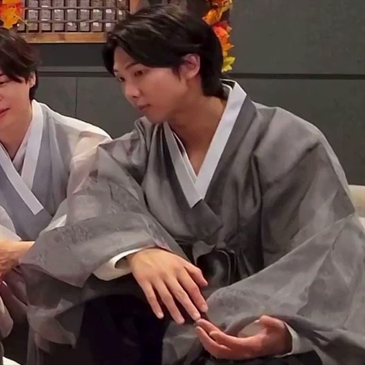 sexy nukim namjoon loops on Twitter: "confirmed: namjoon’s definitely the type to – https://t.co ...