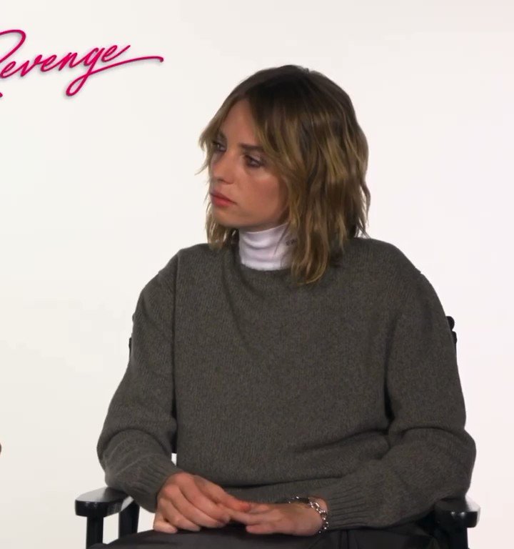 daily maya hawke do revenge pr on Twitter: "she is so cute :( https://t.co/8xLa10b2QG" / Twitter