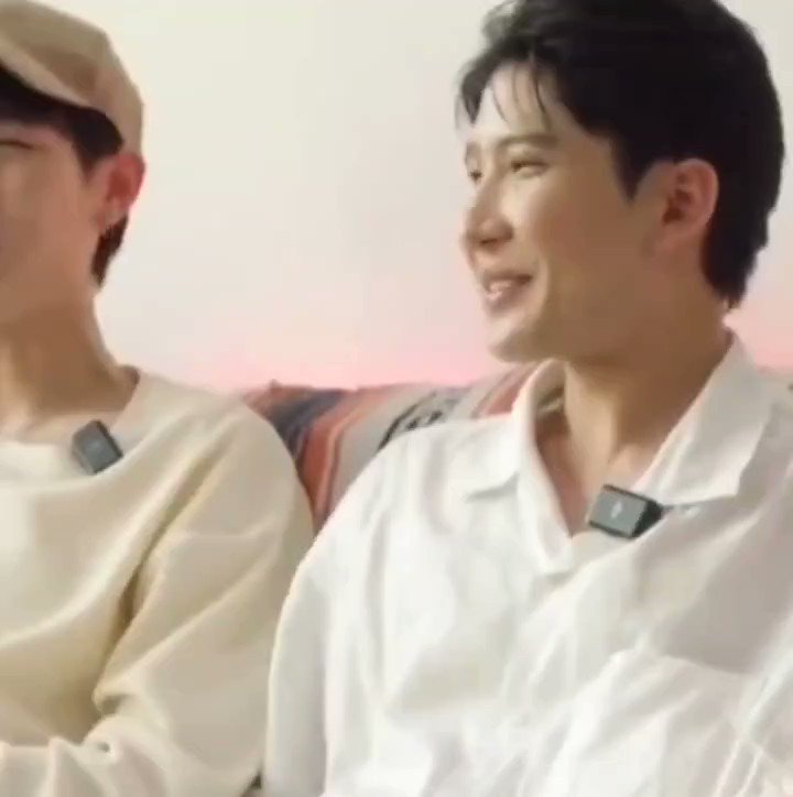 ؘ on Twitter: "first khaotung firstkhao soulmate edit https://t.co/h13qBnR0AL" / Twitter