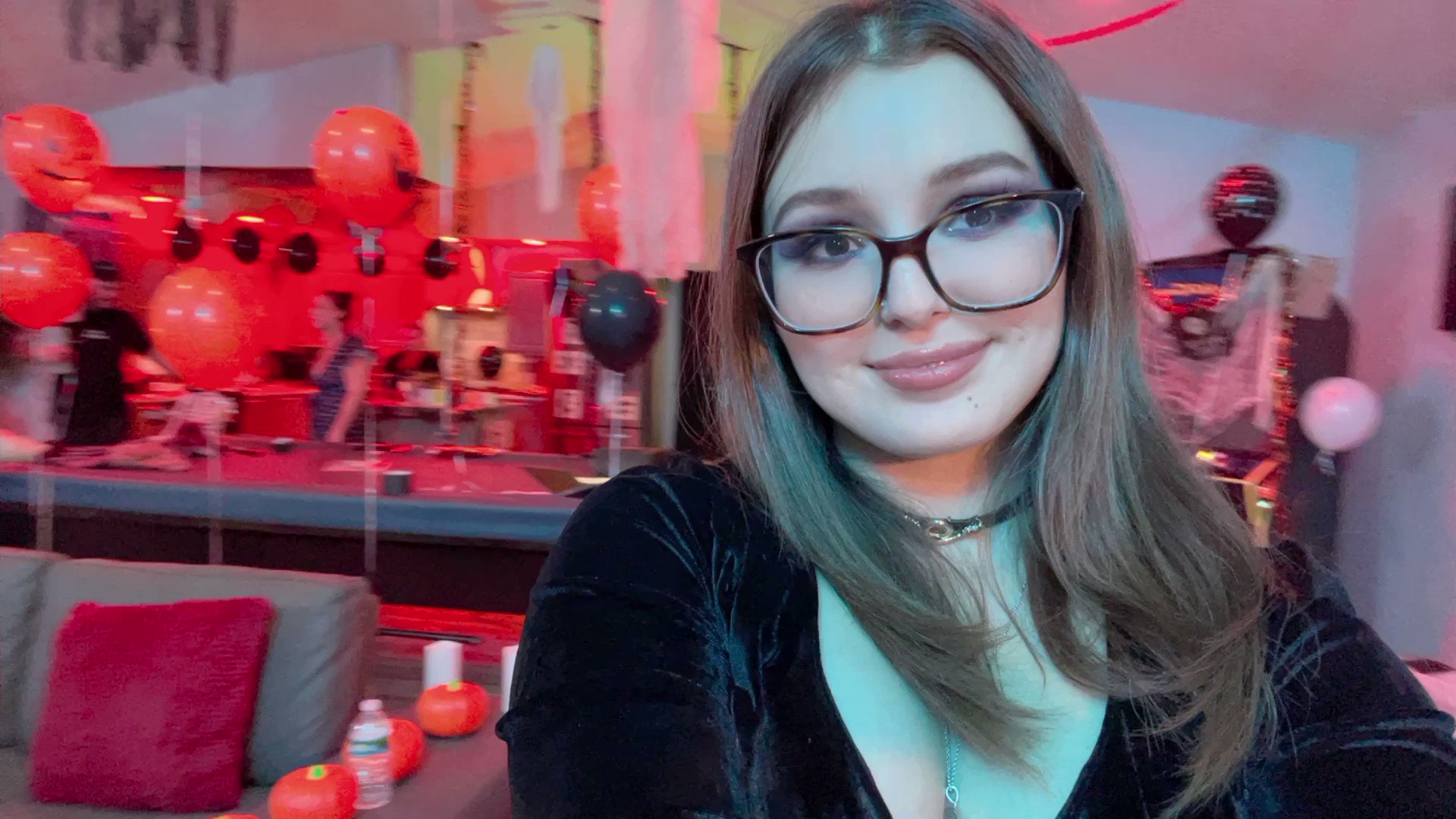 Leana Lovings 💕 on Twitter: "We’re up to all sorts of fun for @Teamskeet today prepping for a ...