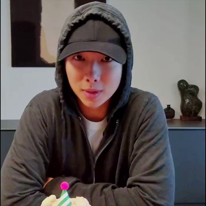 namjoon birthday loops 🎂 on Twitter: "so in love with namjoon :(( https://t.co/PGQTUXLPWj" / Twitter